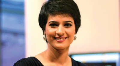 10 Best Female News Anchors in India Who Revolutionized Journalism